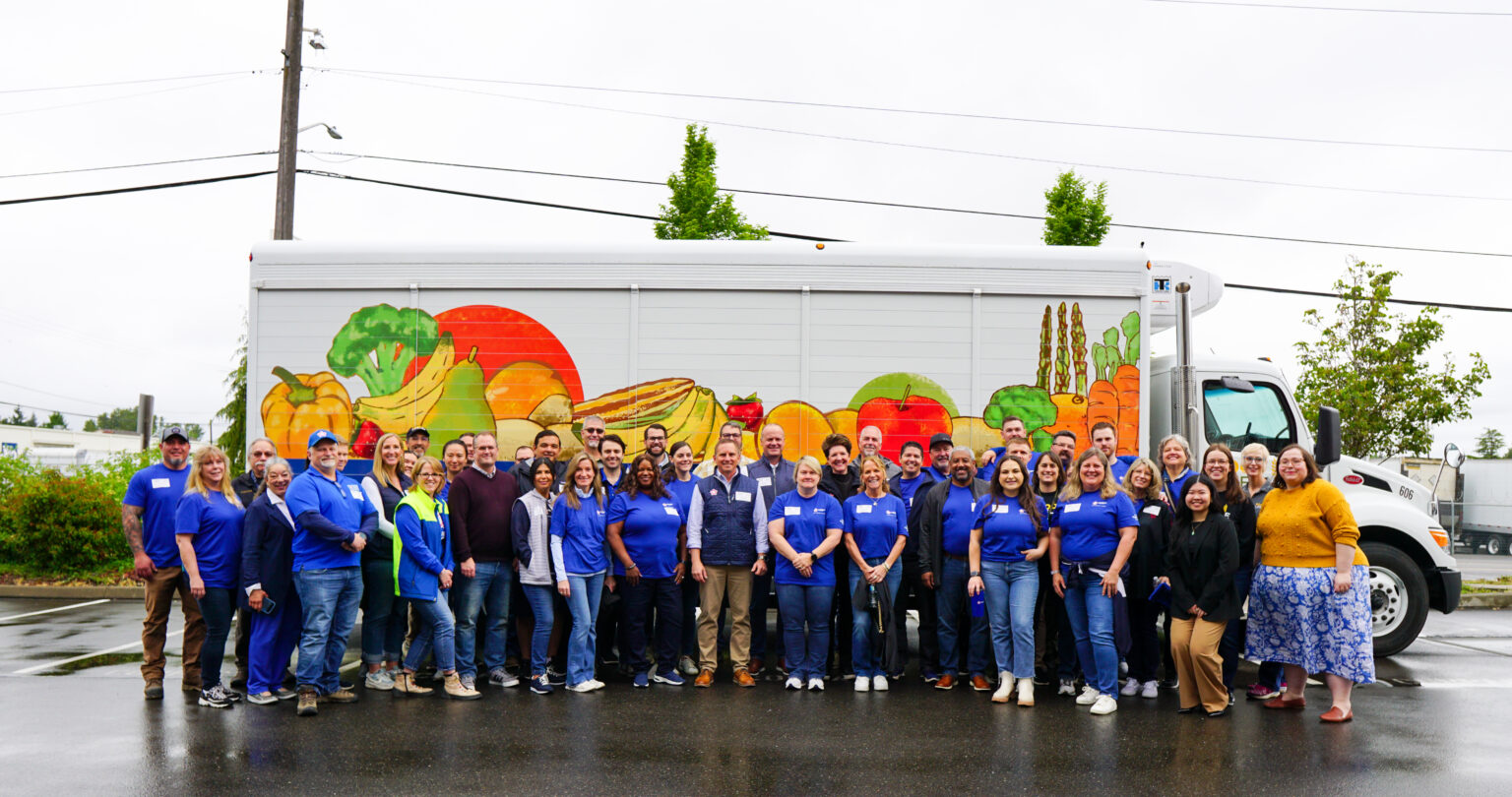 Food Lifeline and Republic Services Unite for Hunger Relief | Food Lifeline